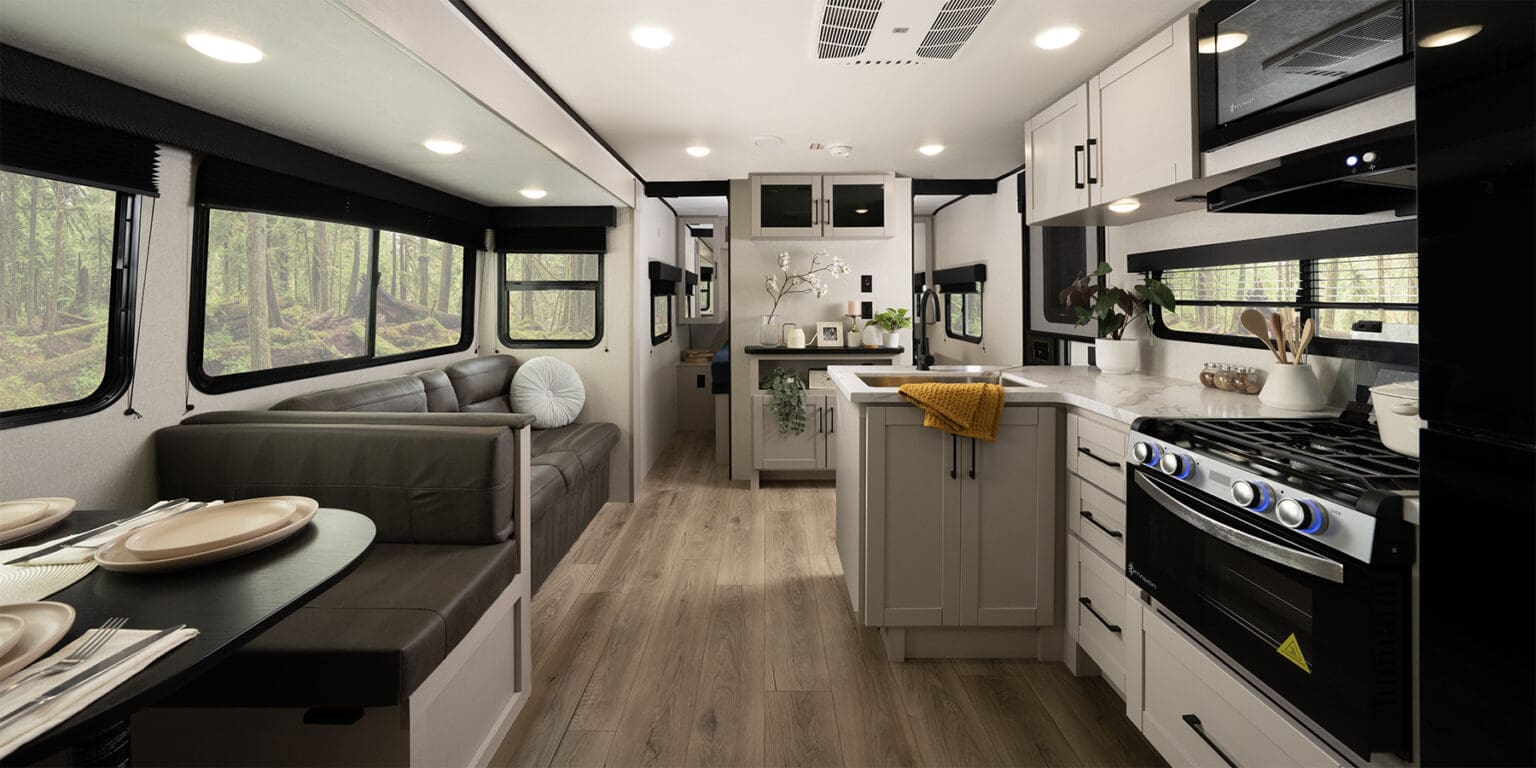 2026 JAY FEATHER SL 26BHSL BY JAYCO / Earlton RV IN Earlton, Ont